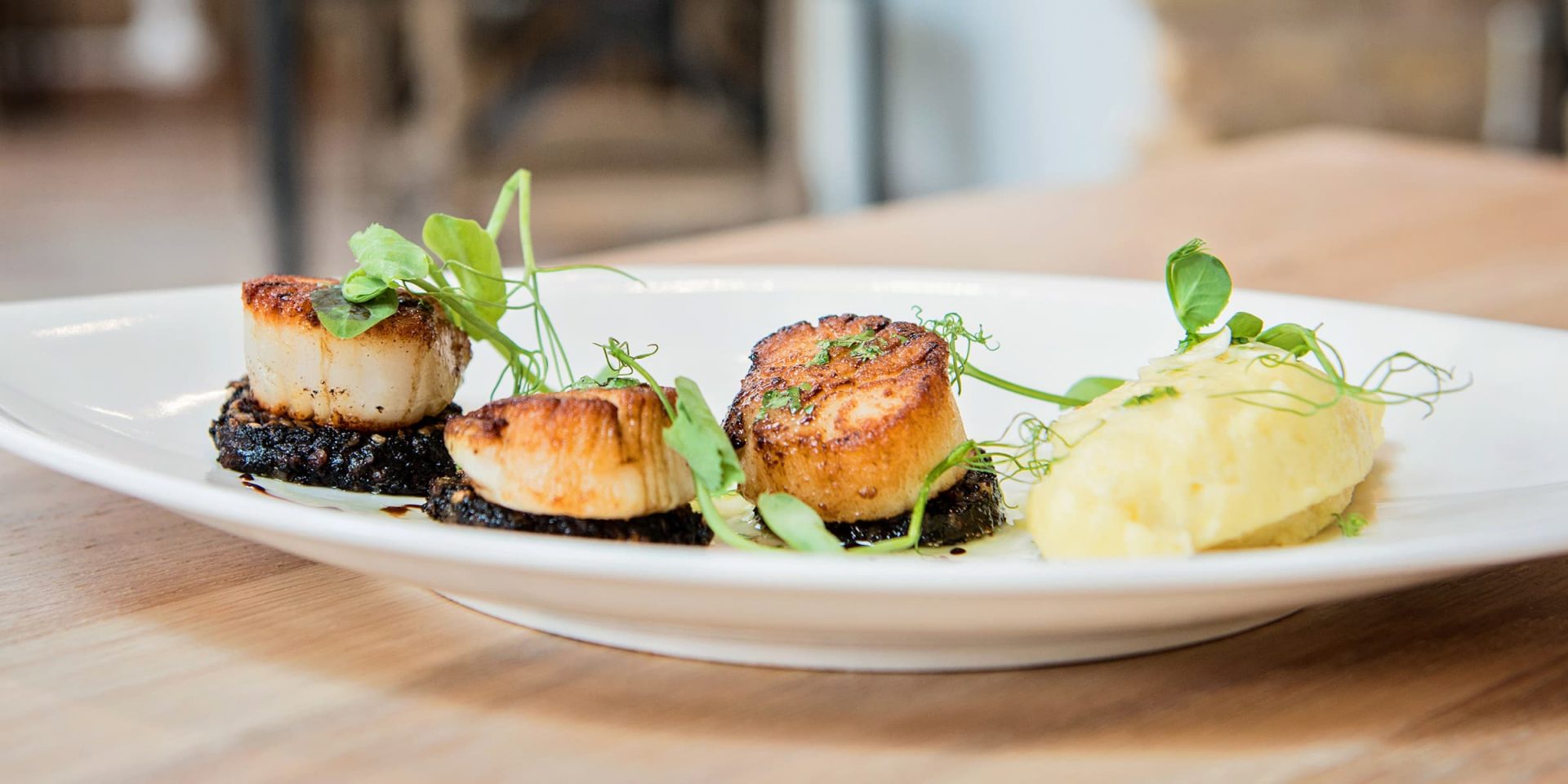 the-george-restaurant-starter-scallops - The George